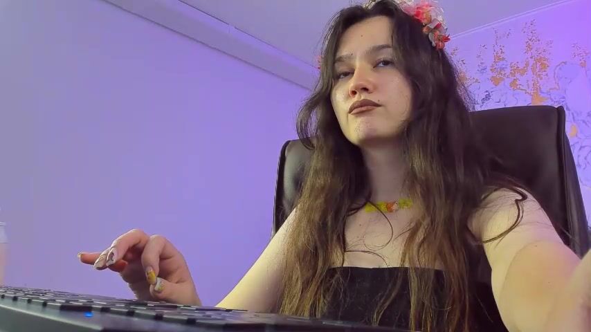 Kamillablare Webcam Video 1610231338 1 1 Horny As Hell Camgirl