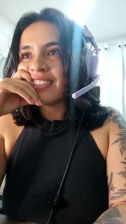 Marielima Sex Chat With Busty Cutie